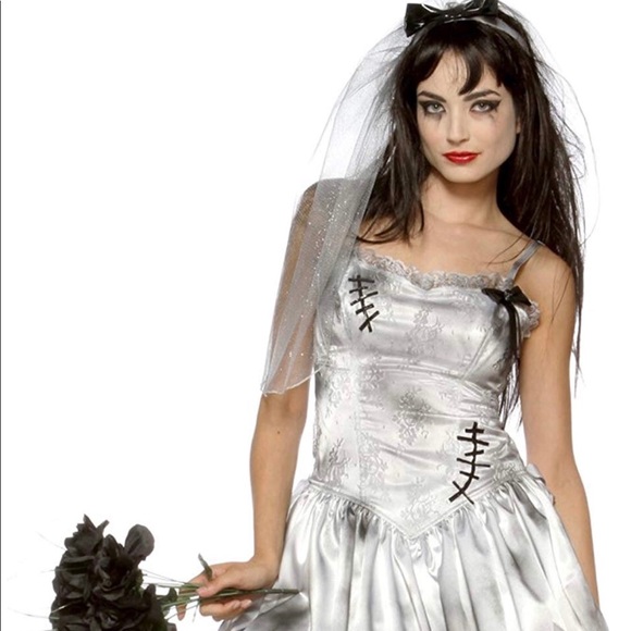 seeing red | Other | Zombie Bride Costume | Poshmark